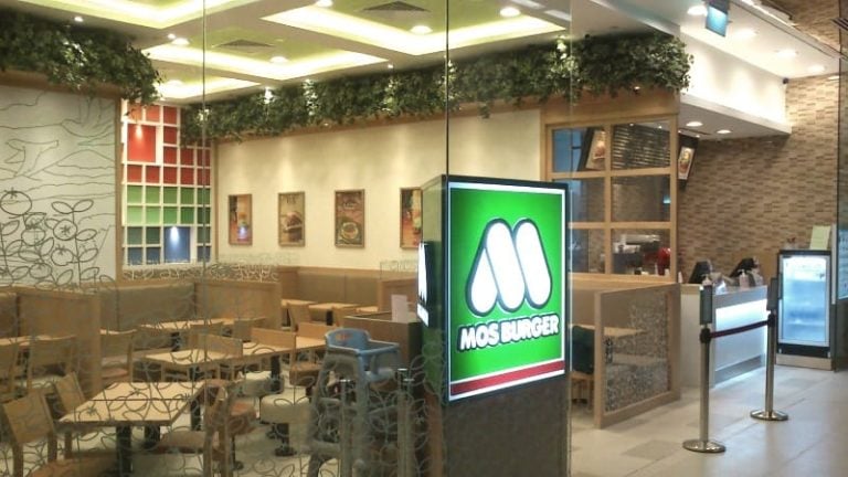 MOS Burger 1-for-1 Wagyu Burger Promo lets you dine like royalty