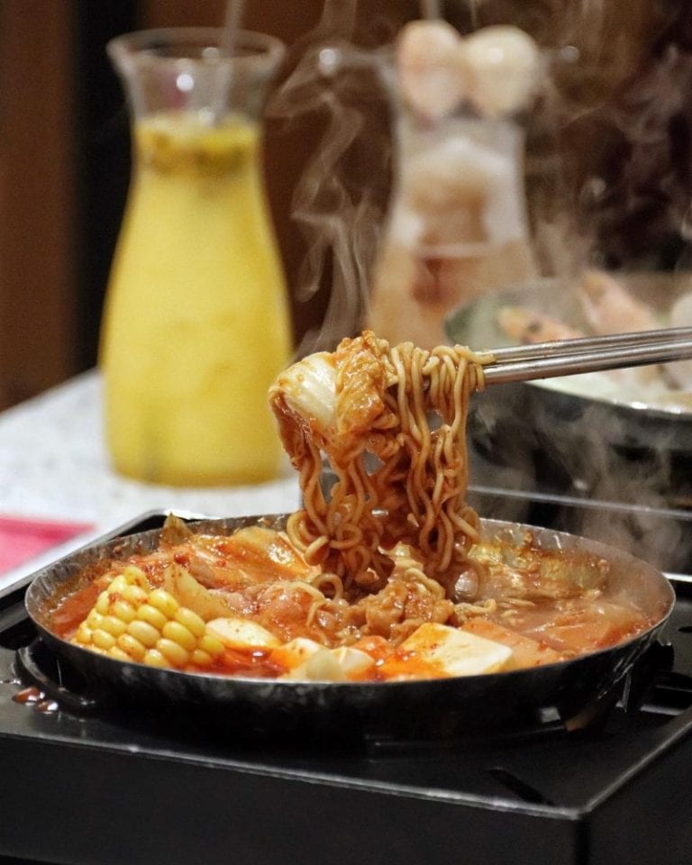 New FuFu Pot at Plaza Sing has $9.90++ individual hotpot until 17 October
