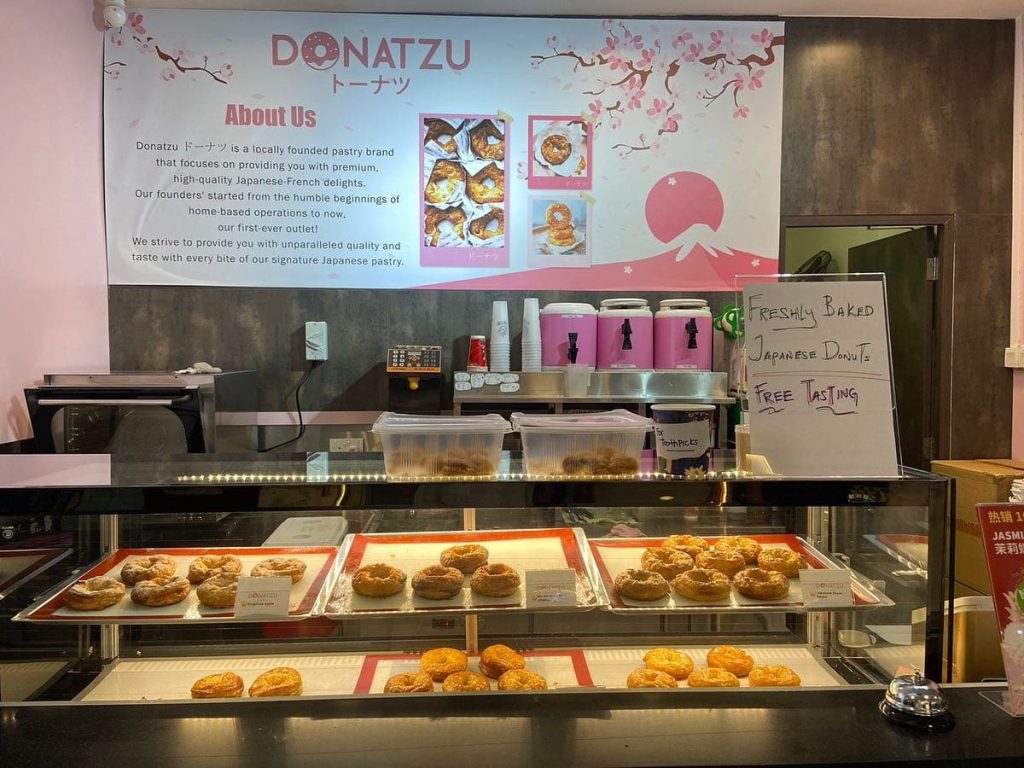 Donatzu is a Japanese-French bakery selling flaky donut-shaped pies in ...