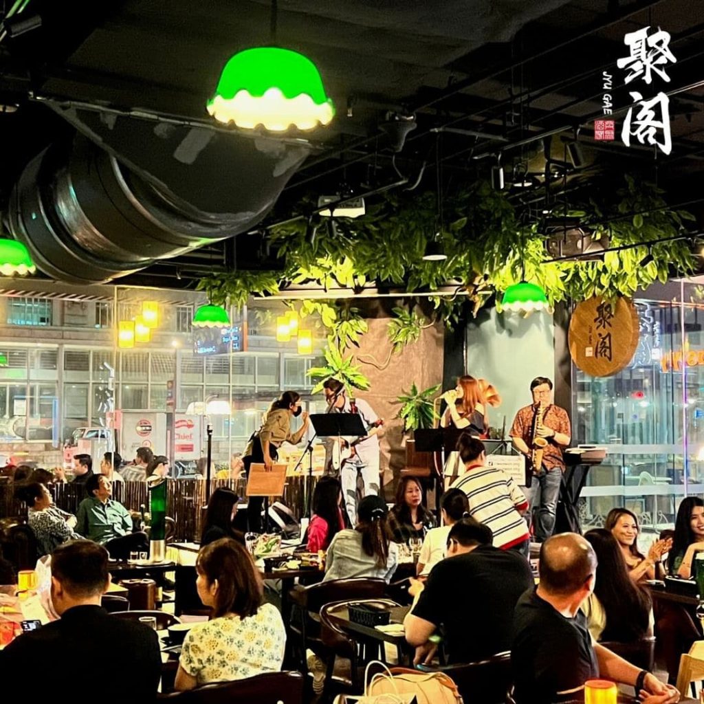 Jyu Gae Bistro is a late-night Taiwanese bistro and bar with live music ...