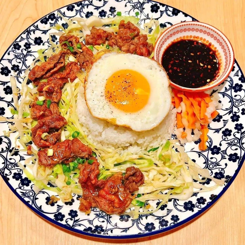 Bistro Eminami has authentic halal pho & banh mi by a Muslim Vietnamese ...