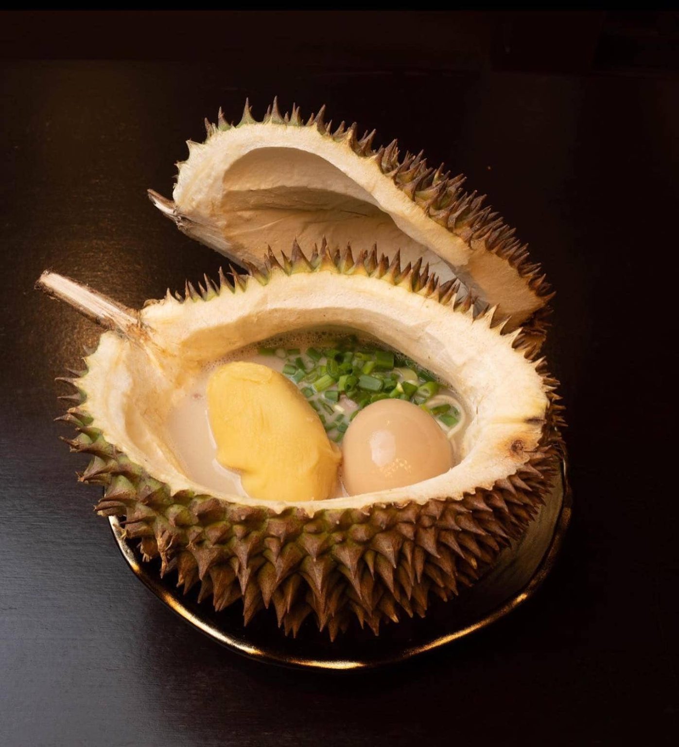 Menya Shi Shi Do serves unique durian ramen!