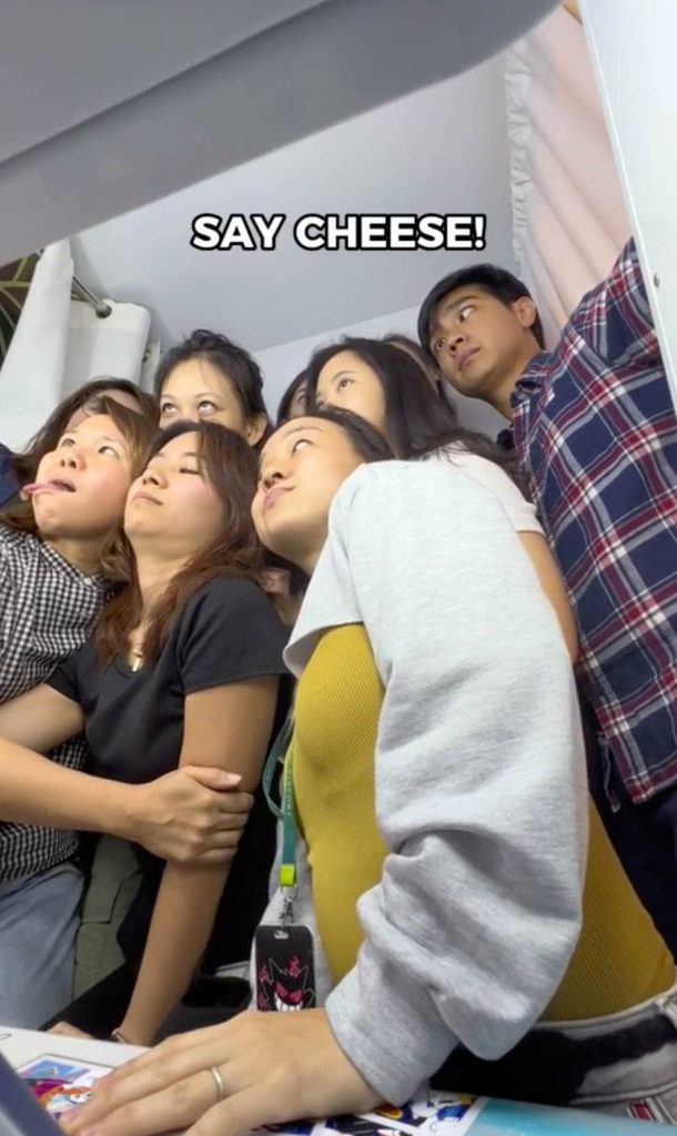 These Disney-themed photo booths has cute prints for just S$2