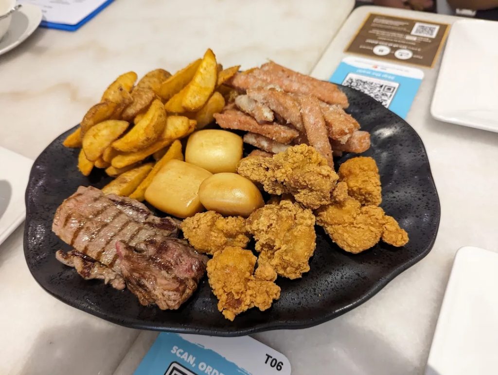 Yummo Chow has an a la carte buffet from just S$28.90