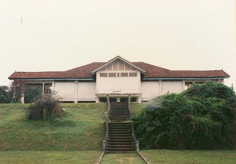 30 haunted places in Singapore and the stories behind them
