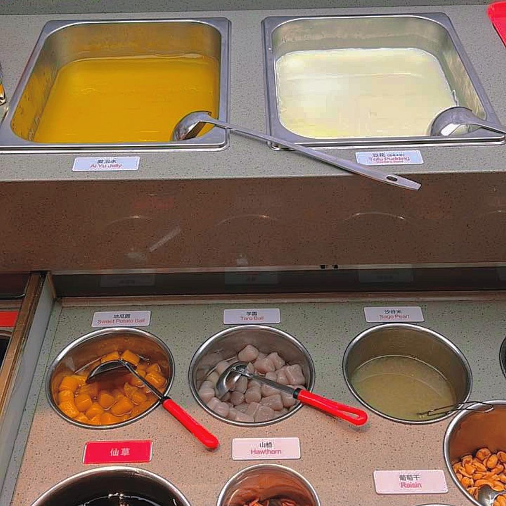 Haidilao Bugis+ has DIY dessert bar with free-flow toppings