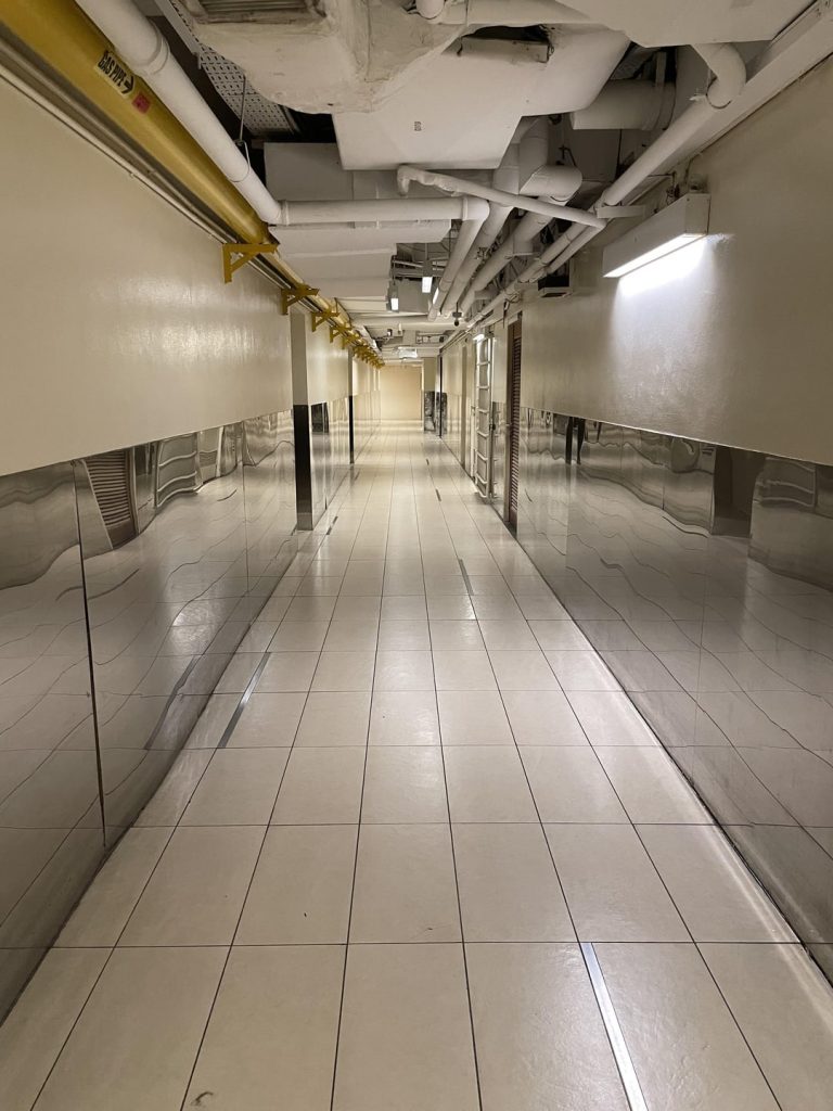 8 types of liminal spaces in Singapore that makes you feel haunted