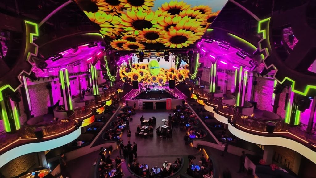 Here are 8 nightclubs in Bali that makes partying even more lit