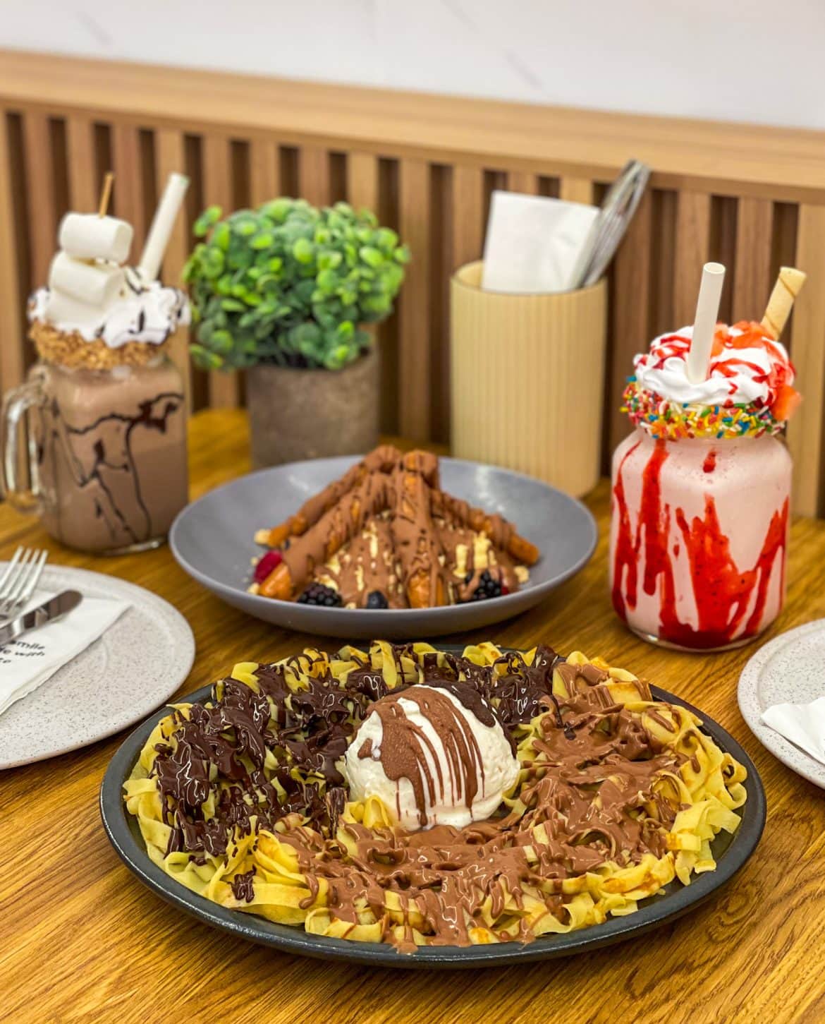dipndip finally opens its first outlet in Singapore at VivoCity