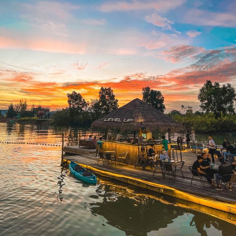 Embark on a quick getaway to these IG-worthy cafes in Batam