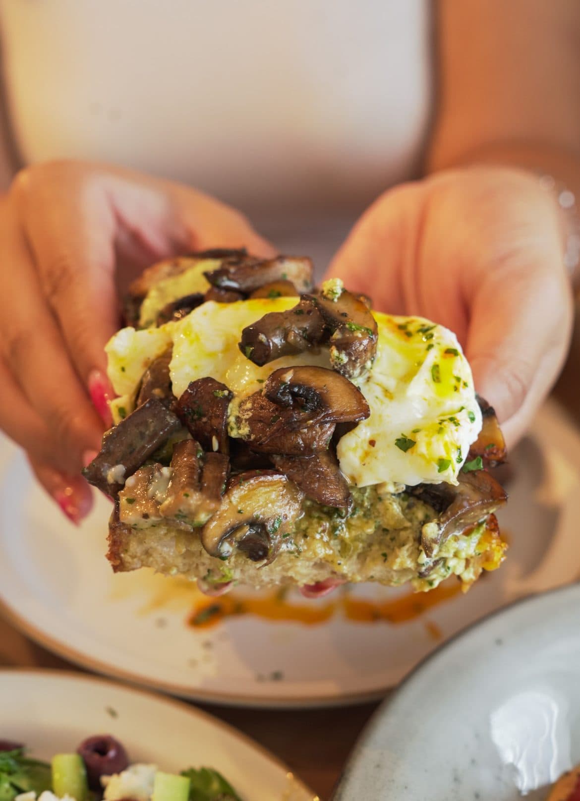 Éla is a Muslim-owned restaurant with affordable Greek dishes
