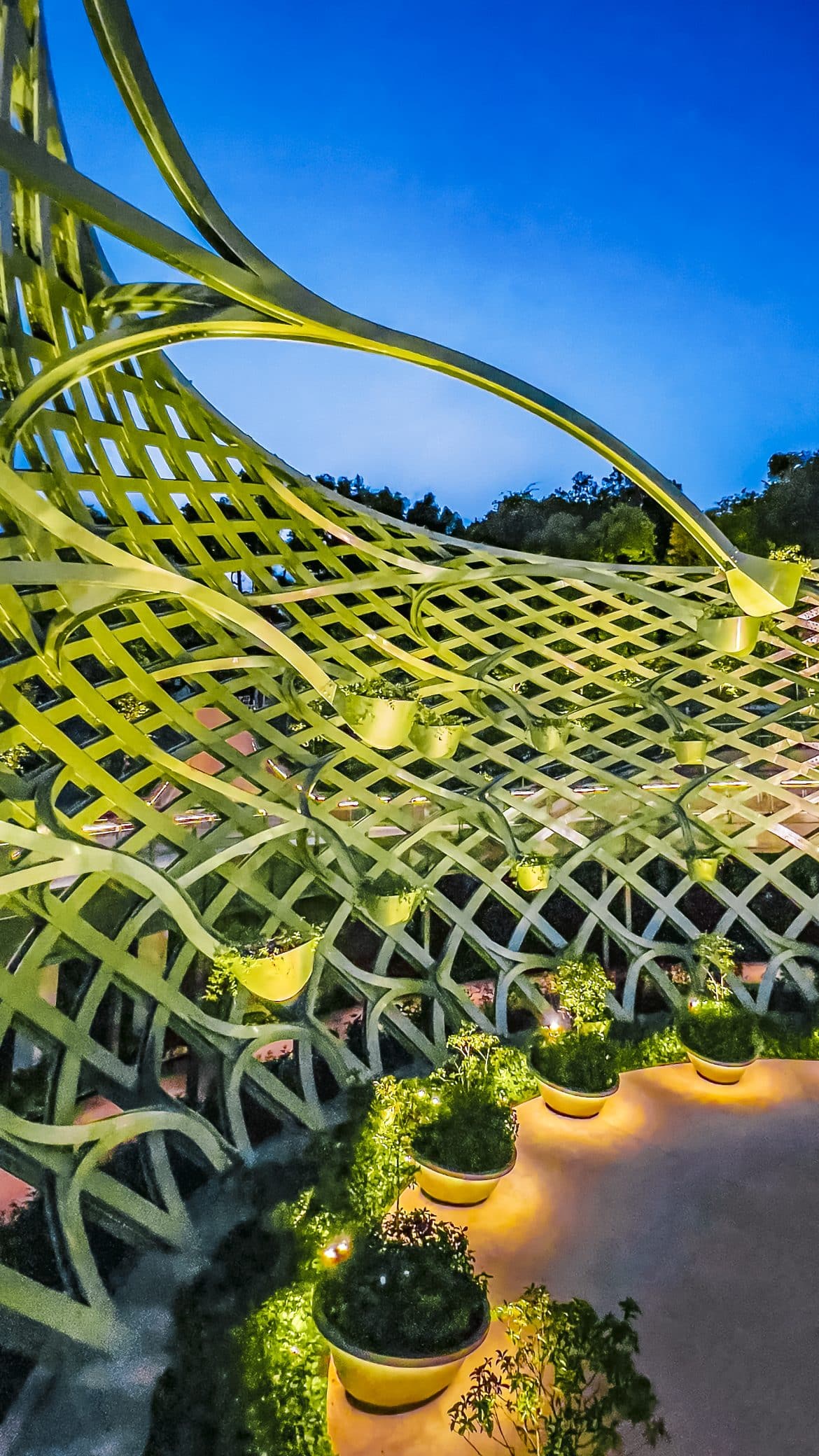 Sentosa Sensoryscape is a free multi-sensory immersive park
