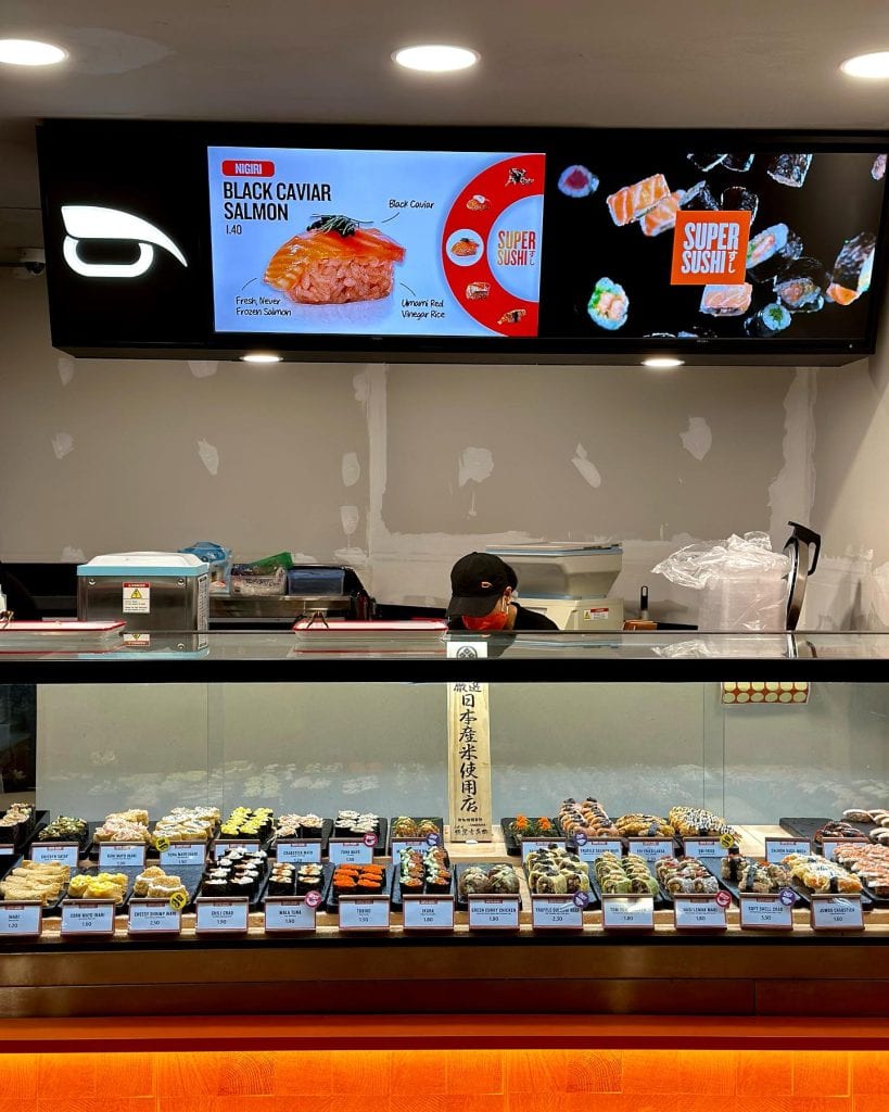 Super Sushi in Tampines Mall has halal sushi from just S$1.20