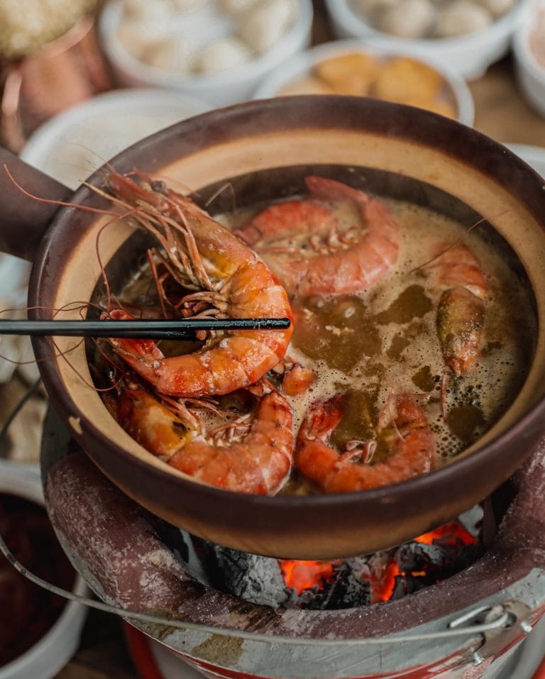 Hae! Prawn Claypot in Bedok serves charcoal claypot prawns
