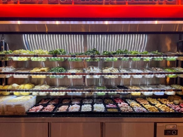 A Hot Hideout has opened their largest outlet yet in Bukit Panjang