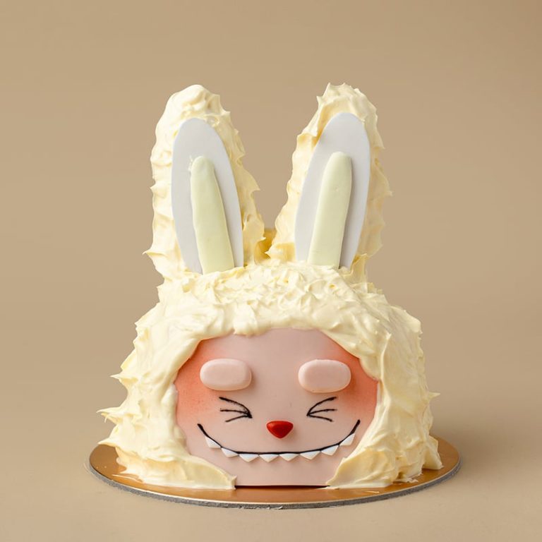 Bob the Baker Boy has a collection of Labubu cakes & cupcakes