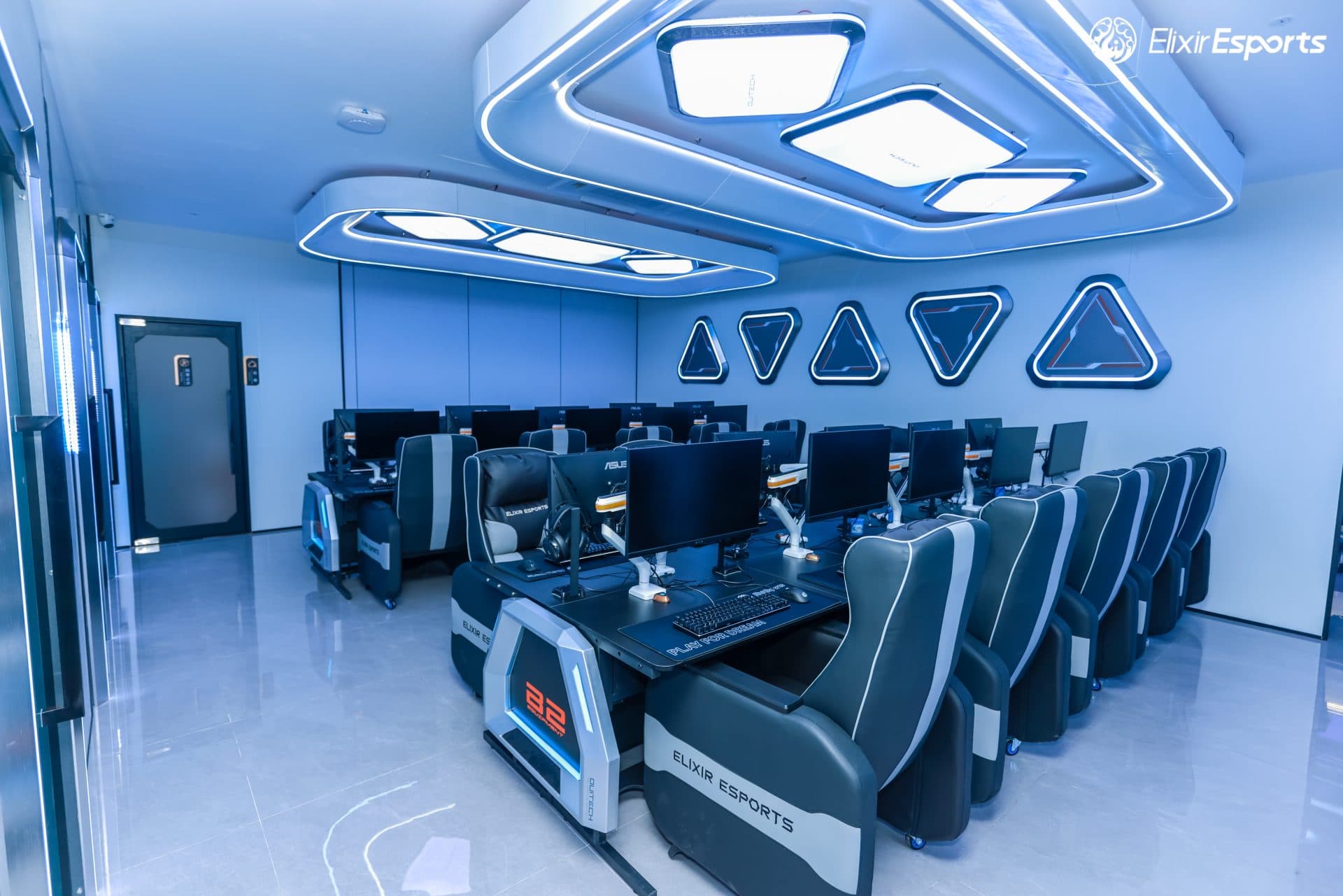 Elixir Esports is a two-storey 24/7 cafe in Holland Village