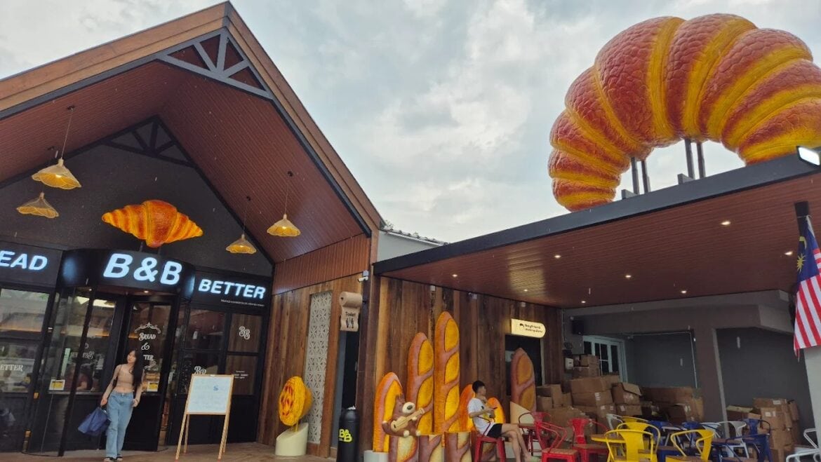 Bread & Better Bakery B&B in Johor Bahru sells shio pan from $2